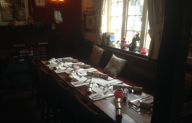 Fleur De Lys Didcot : Beautiful English Pub : Live music, Great Food
